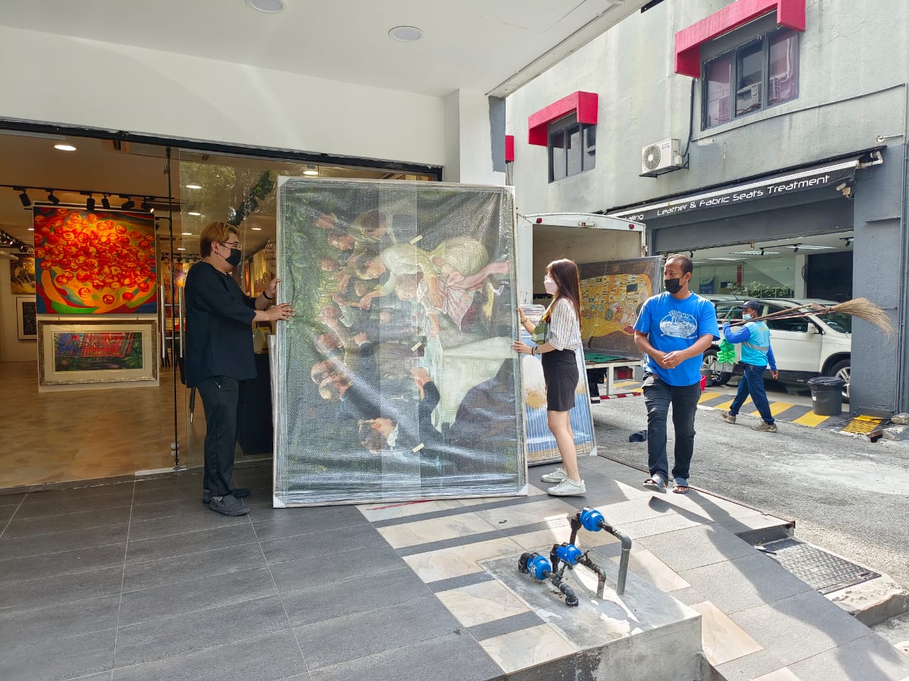 Delivery & Installation – PRO ART & FRAME