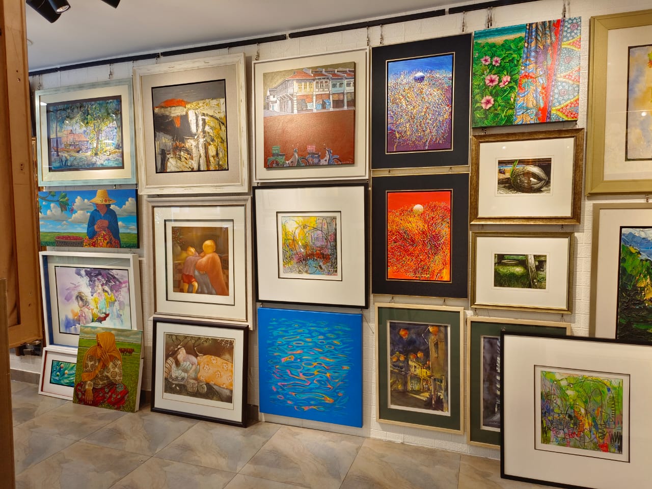 ABOUT US – PRO ART & FRAME