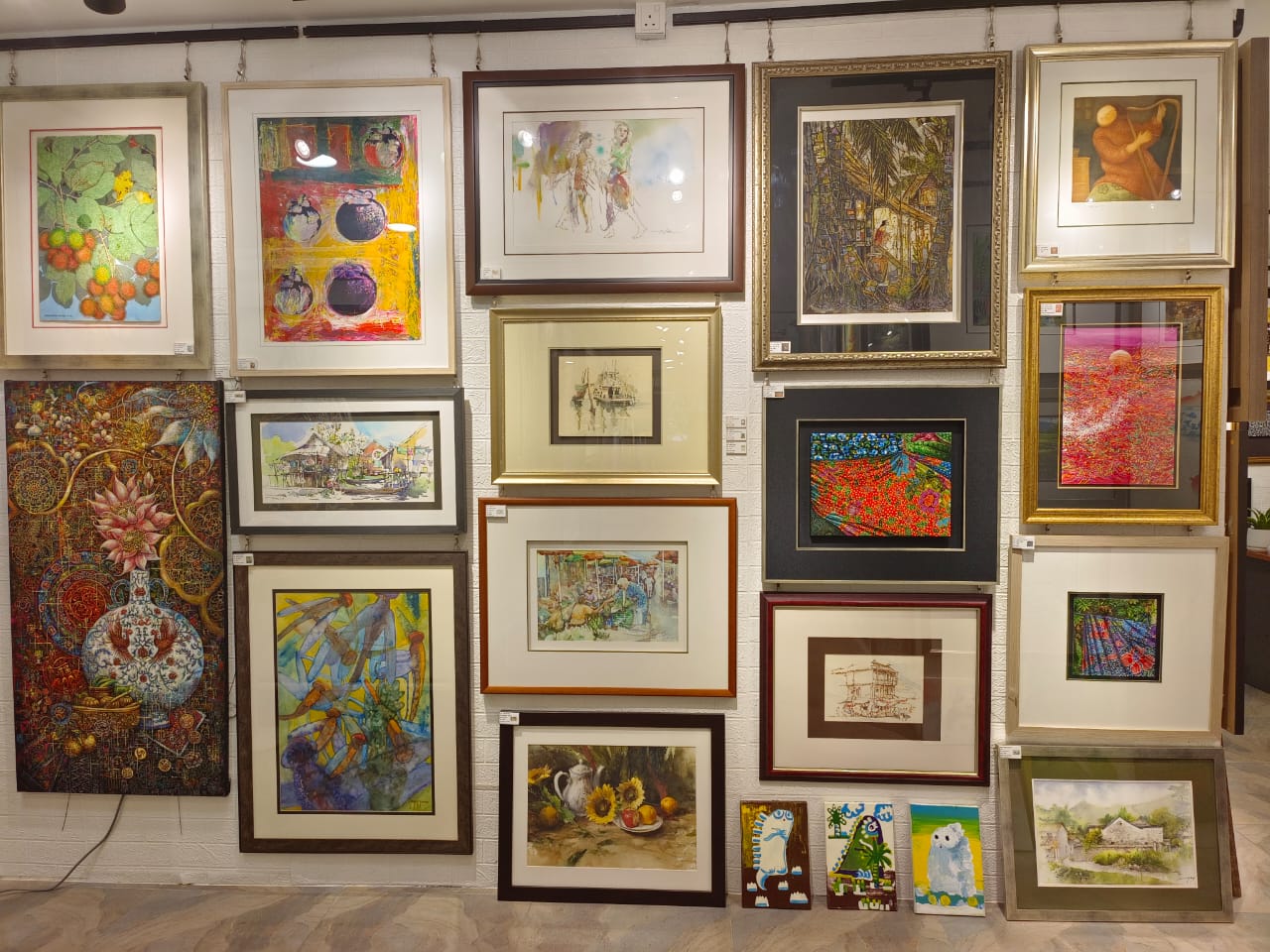 A Beginner Guide : How to start to collect artworks ?? – PRO ART & FRAME