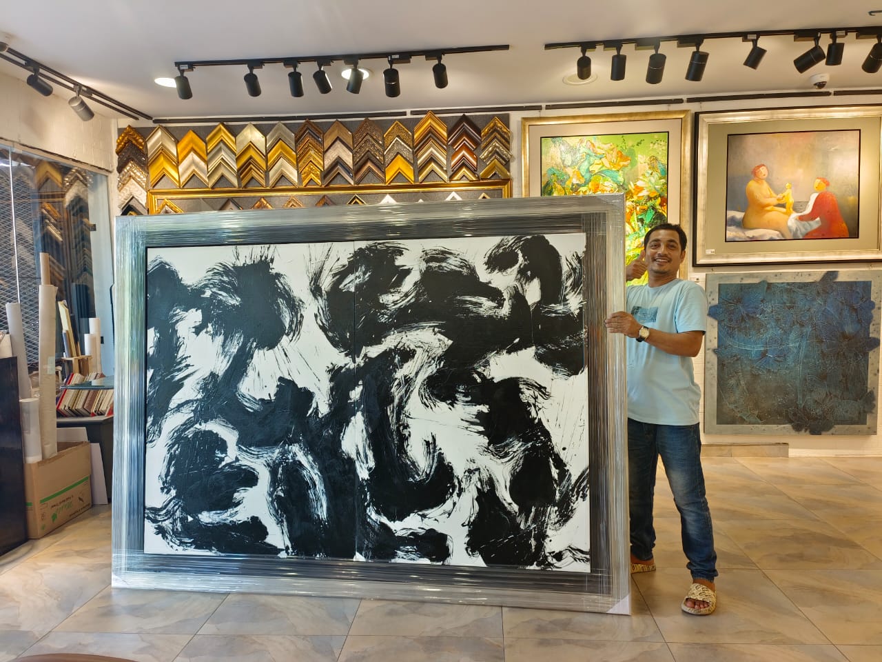 🖼️ Modern Framing for Modern Art – PRO ART & FRAME